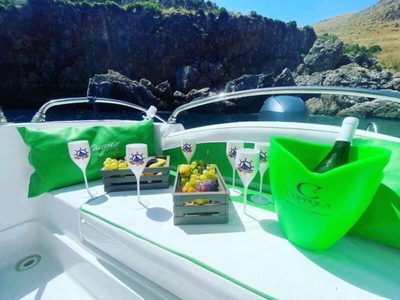 From Castellammare del Golfo: Boat tour with aperitif - FAQ