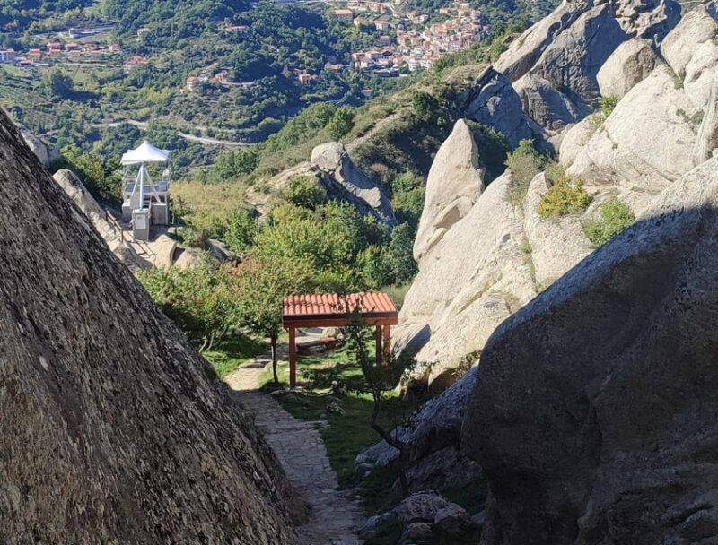 From Castelmezzano: Guided Hike to Pietrapertosa and Back - The Itinerary in Detail