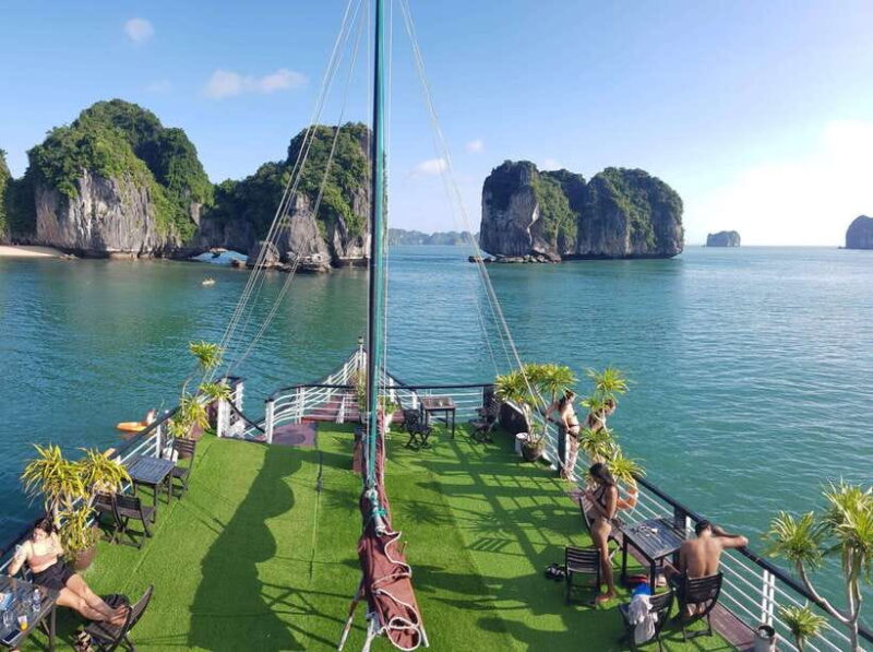 From Cat Ba: Full-day tour explore the stunning Lan Ha Bay - The Scenic Route Back and the Sunset Party