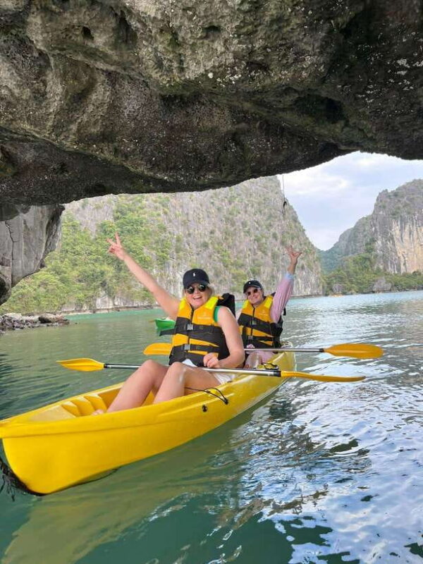 From Cat Ba: Full-day tour explore the stunning Lan Ha Bay - What the Reviews Say