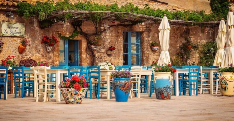 From Catania: Siracusa, Ortigia, Marzamemi audio-guided tour - Exploring Sicily’s Classics in One Day