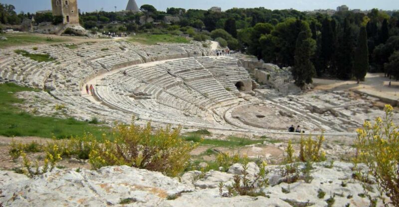 From Catania: Syracuse, Ortigia and Noto Full-Day Tour - Discovering Ortigia and Noto