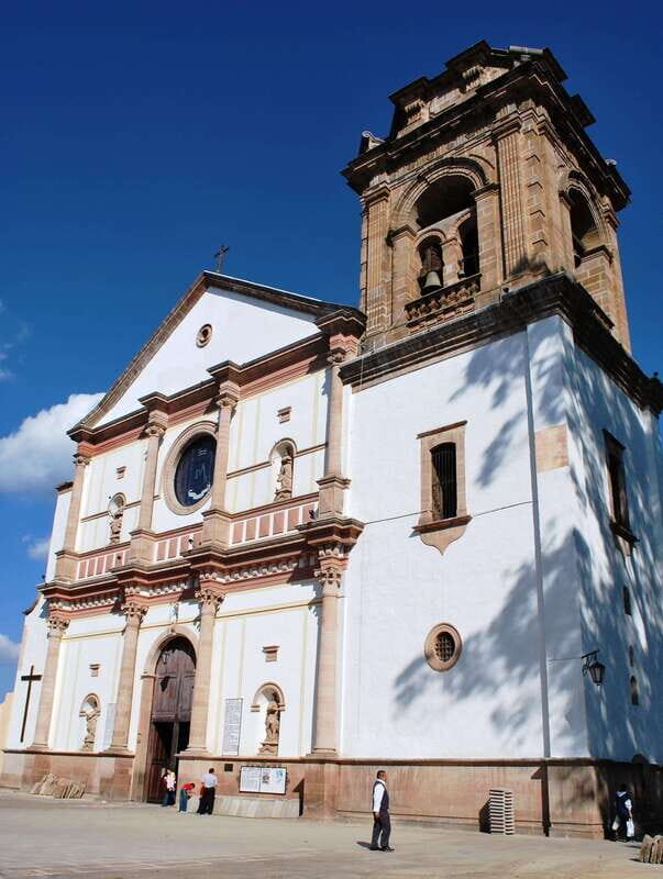 FROM CDMX and PUEBLA: Queretaro, Guanajuato, Hidalgo, Morelia 4 DAYS - Frequently Asked Questions
