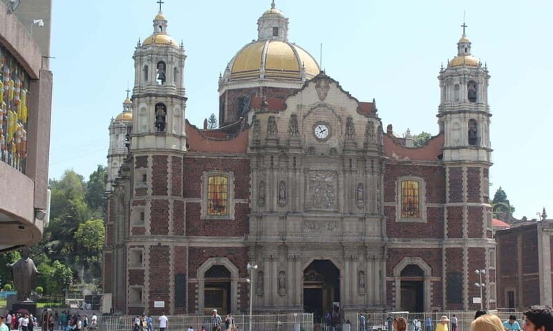 From CDMX: Hot air balloon ride, guided visits to Teotihuacan and Guadalupe - The Experience in Detail