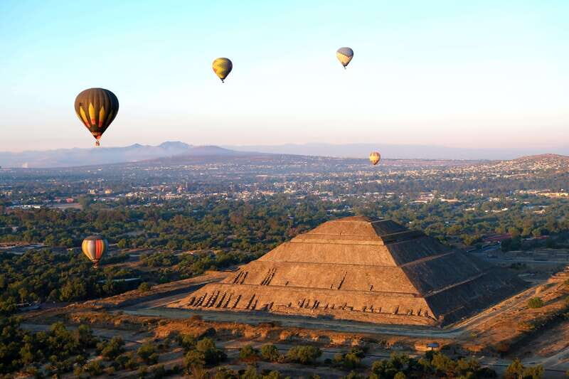 From CDMX: Hot air balloon ride, guided visits to Teotihuacan and Guadalupe - FAQs