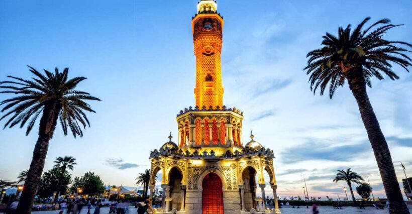 From Cesme: Private Izmir City & Agora Tour with Lunch - Exploring Izmir: A Crossroads of History and Culture