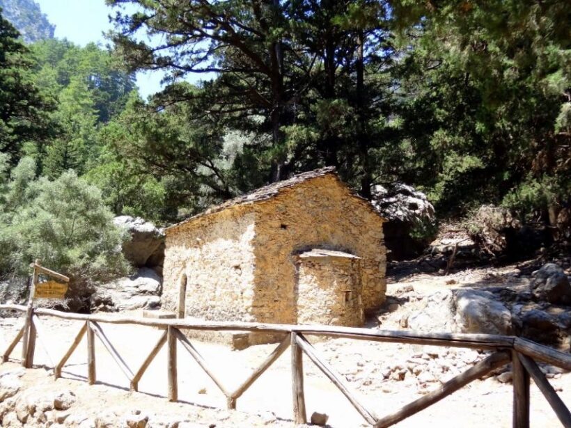 From Chania/Rethymno: Samariá Gorge Guided Hike with Pickup - The Sum Up