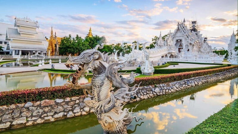 From Chiang Mai : 3 Temples & Golden Triangle with Lunch - A Closer Look at the Experience