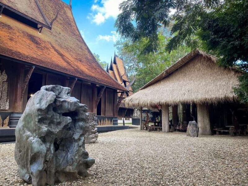 From Chiang Mai > Chiang Rai White & Blue Temple+Black House - The White Temple: A Modern Architectural Marvel