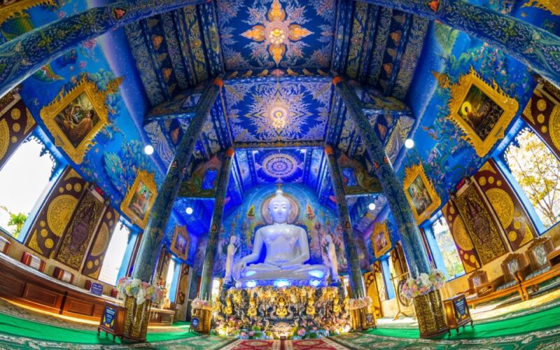 From Chiang Rai: Famous Temples and Golden Triangle Day Tour - Key Points