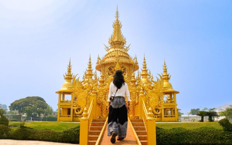 From Chiang Rai: Famous Temples and Golden Triangle Day Tour - What Travelers Say: Authentic Voices