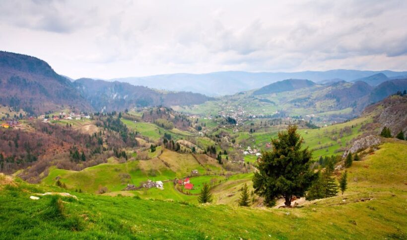 From Cluj-Napoca: 2-Day Bucovina & Painted Monasteries Tour - Exploring Bucovina: What Makes This Tour Stand Out