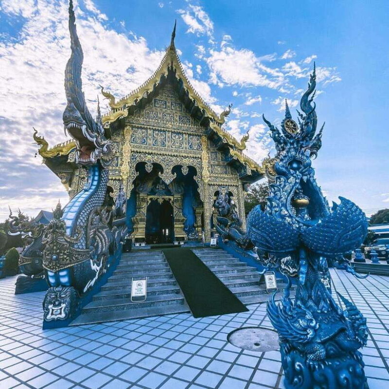 From CM: Chiang Rai White, Blue, Red/Black Temple with Lunch - FAQs About the Tour