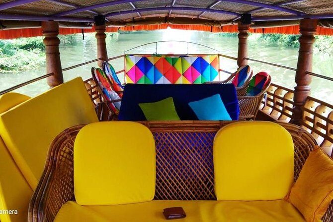 From Cochin Port: Backwaters by Shikara (Covered Canoe Boat) & Chinese Nets - A Closer Look at the Tour Itinerary