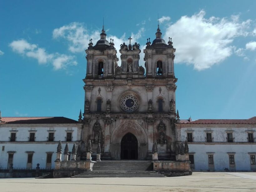 From Coimbra: Fátima Sanctuary, Batalha, Alcobaça and Nazaré - FAQ