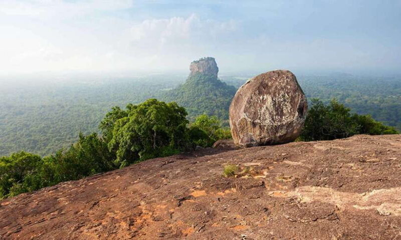 From Colombo: Dambulla and Pidurangala Rock climb Day Trip - Introduction