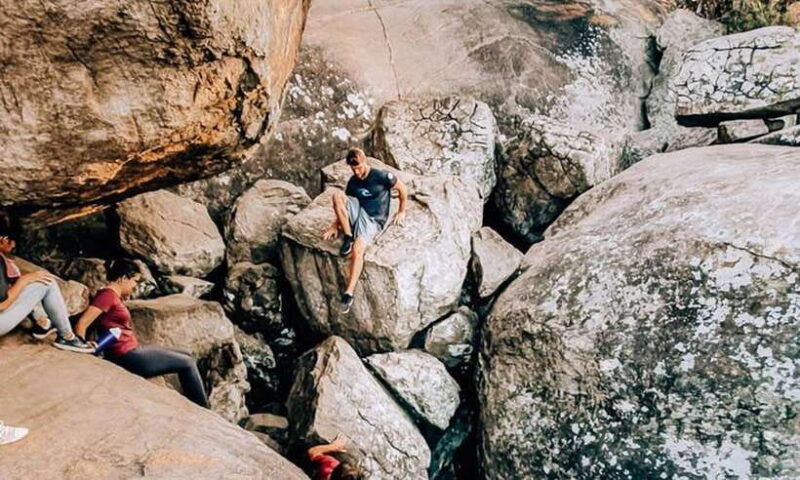 From Colombo: Dambulla and Pidurangala Rock climb Day Trip - FAQ