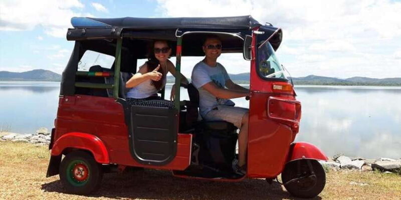 From Colombo: Private City Tour & Shopping Tour by Tuk Tuk - Key Points