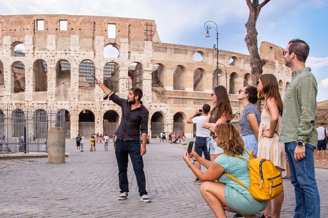 From Colosseum Gladiators to Via Sacra: Romes Historic Heart - Discover the Significance of Via Sacra