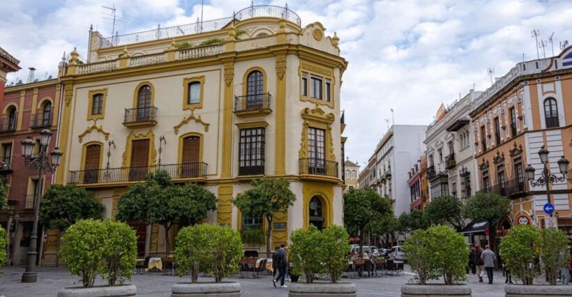 From Cordoba: Seville Private Tour-Real Alcazar-Cathedral - A Closer Look at the Experience