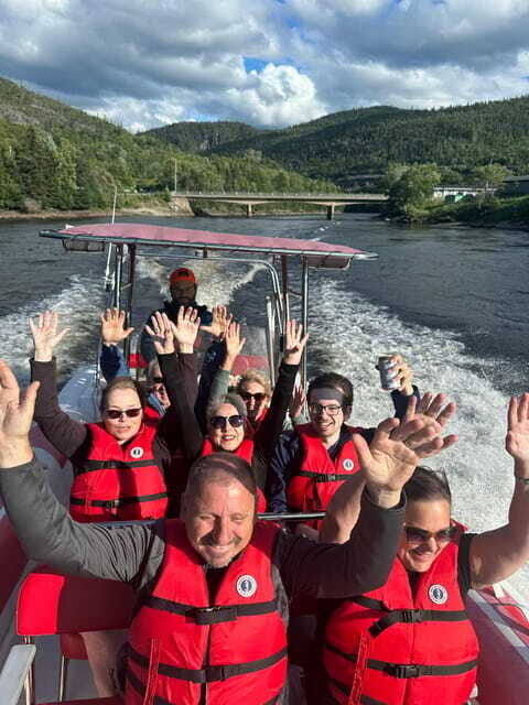 From Corner Brook : Bay Of Islands Island Zodiac Boat Tour - FAQ