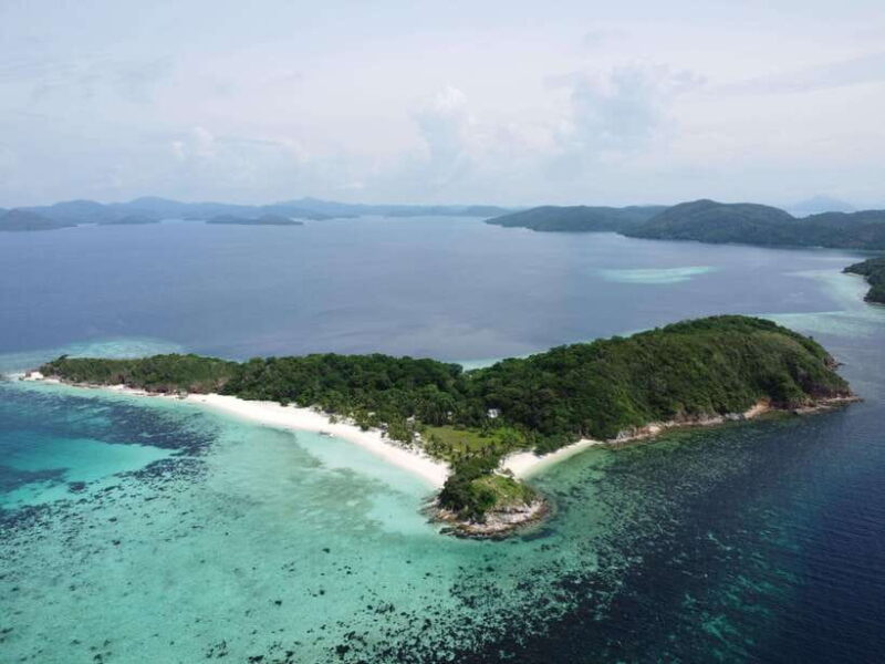 From Coron Town: Beaches and Islands Boat Tour with Lunch - Summary: Who Should Consider This Tour?