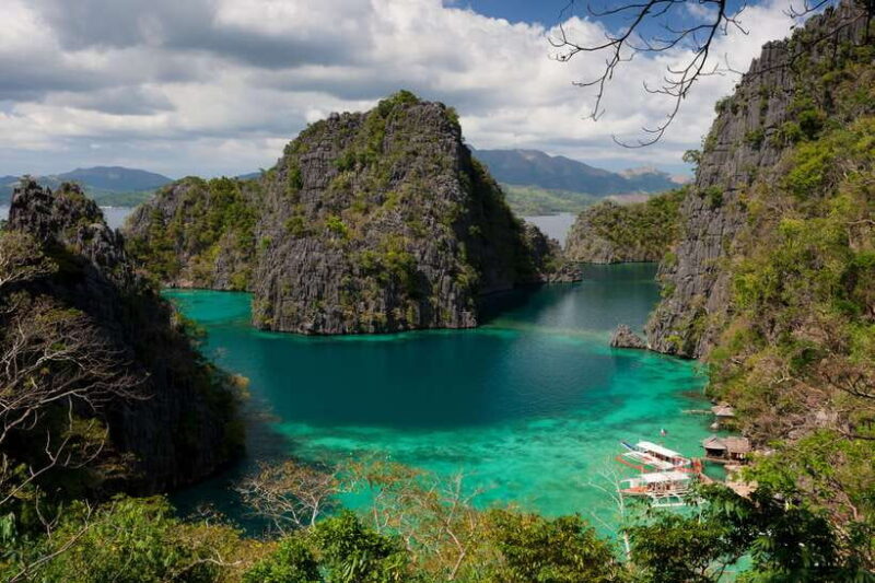 From Coron: Twin Lagoon and Skeleton Wreck Cruise with Lunch - Who Will Love This Tour?