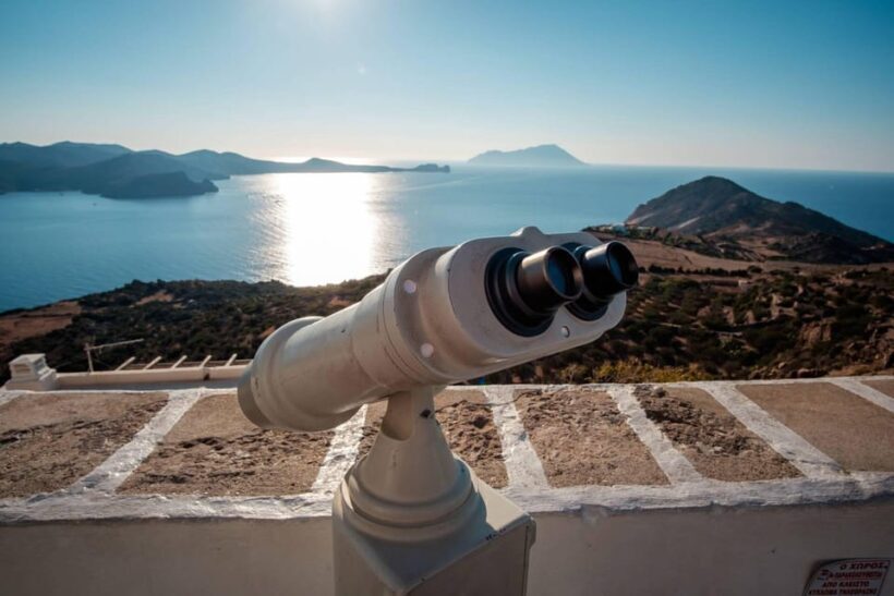 From Crete: Milos Island Day Tour and Cruise from Rethymno - Key Points