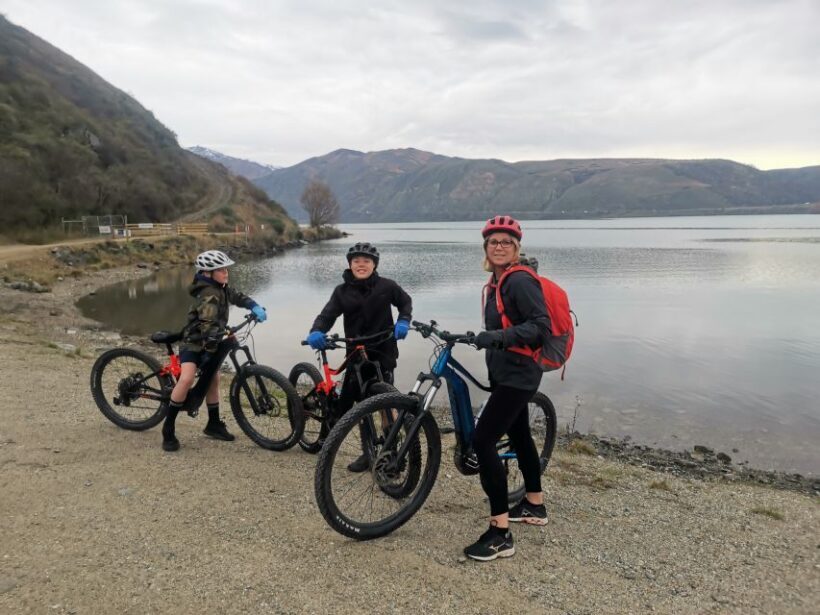 From Cromwell: Lake Dunstan Trail E-Bike Hire & Shuttle - Why This Tour Offers Good Value