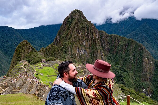 From Cusco - 2-Day Tour to the Sacred Valley and Machu Picchu With Lunch - Day 2: Discovering Machu Picchu