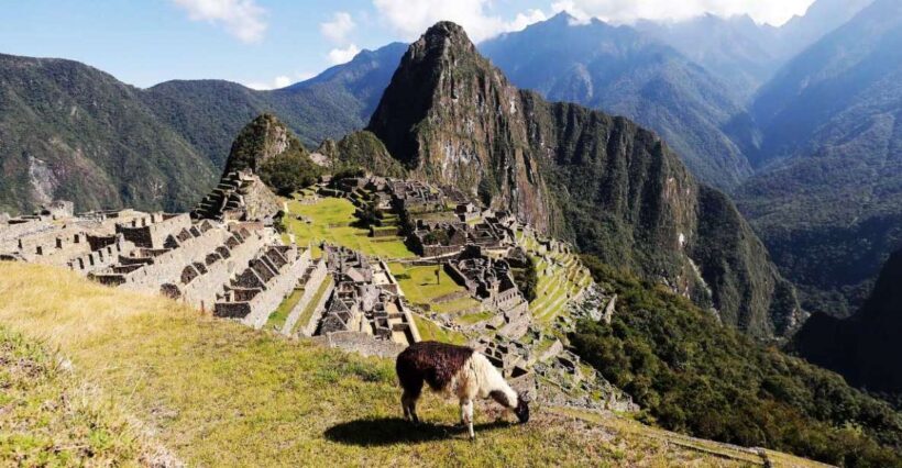 From Cusco: Machu Picchu amazing + Rainbow Mountain 2D - 1N - Transportation and Group Size