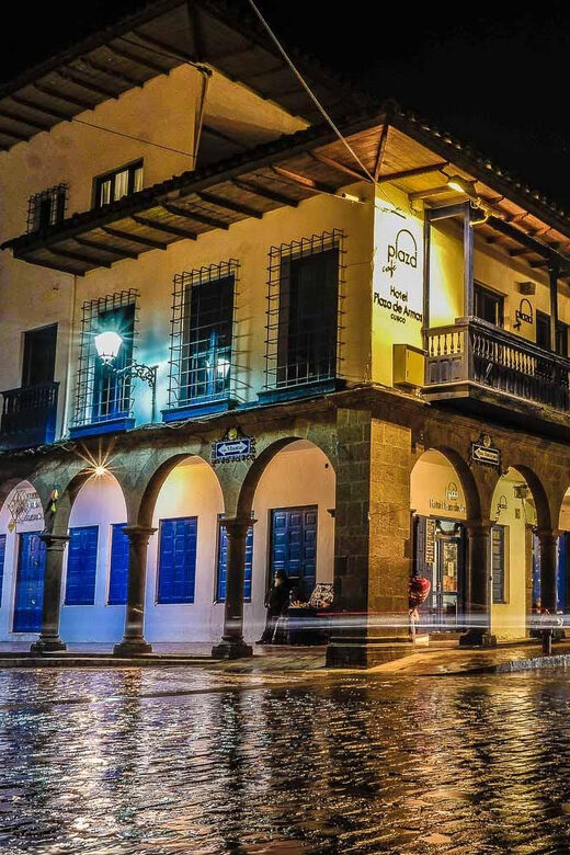 From Cusco: Night tour Private by the historical center - Key Points