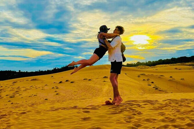 From Da Lat to Mui Ne Day Trip "Sunset Tour" | Private Jeep - Key Points