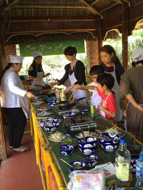 From Da Nang: Bay Mau Cooking Class, Basket Boat and market - Why This Tour Is a Great Choice