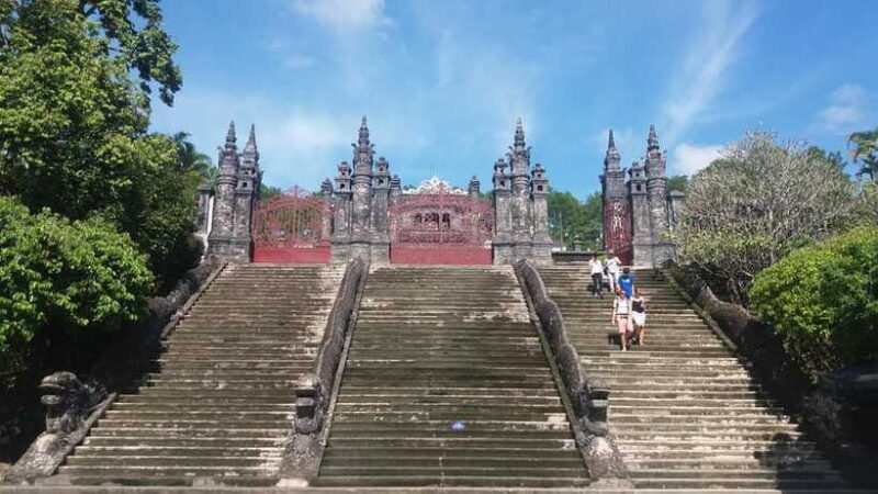 From Da Nang: Day-Trip to Hue by Private Car Transfer - Serenity at Thien Mu Pagoda