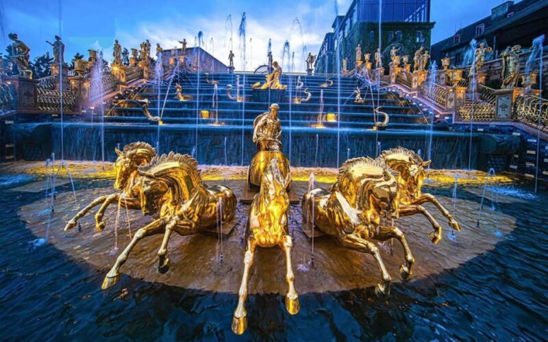 From Da Nang or Hoi An: Ba Na Hills Golden Bridge Tour - The Downside: Crowds and Timing