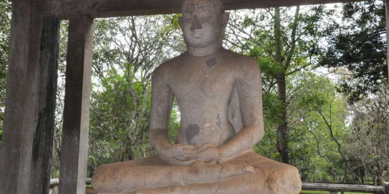 From Dambulla: Sacred City of Anuradhapura Private Day Tour - Detailed Breakdown of the Itinerary