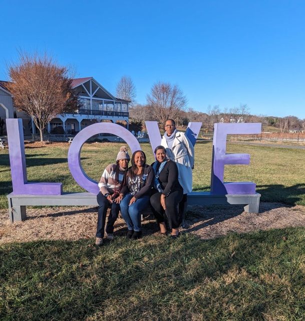 From DC: Premium Virginia Wine Country Tour with Tastings - Transportation and Group Size