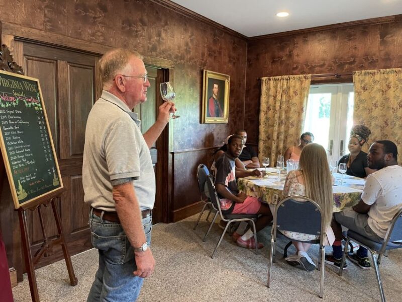 From DC: Premium Virginia Wine Country Tour with Tastings - FAQs