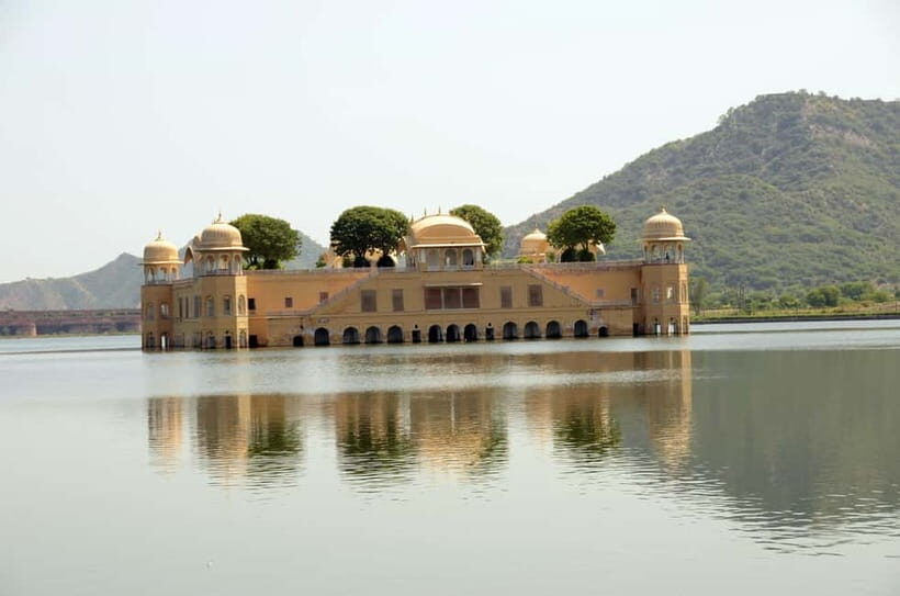 From Delhi: 2-day Golden Triangle trip to Agra and Jaipur - An Overview of the Tour Experience