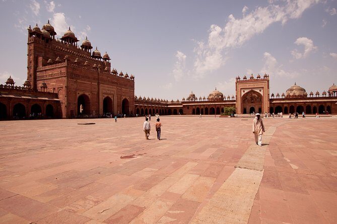 From Delhi : 2 Days Agra Overnight Taj Mahal Tour - What Makes This Tour Stand Out
