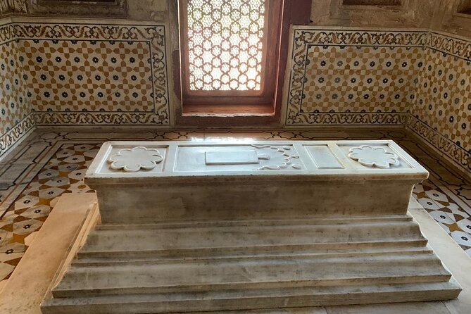 From Delhi: Agra Overnight With Fatehpur Sikri - FAQ