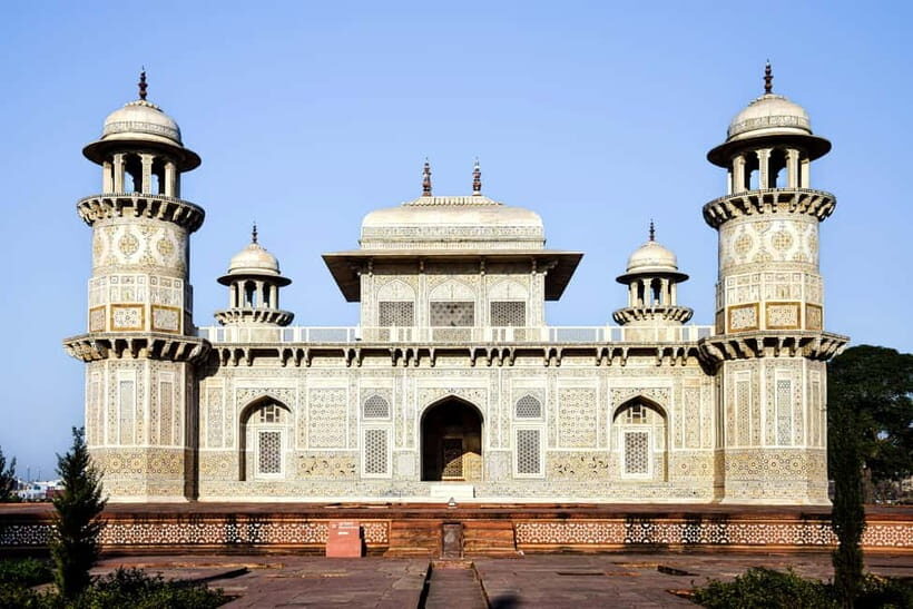 From Delhi: Agra Private Tour with Fast Entry to Taj mahal - Authentic Experiences and Honest Impressions
