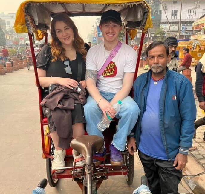 From Delhi: Hawa Mahal and City Palace Guided Tour by Car - FAQ