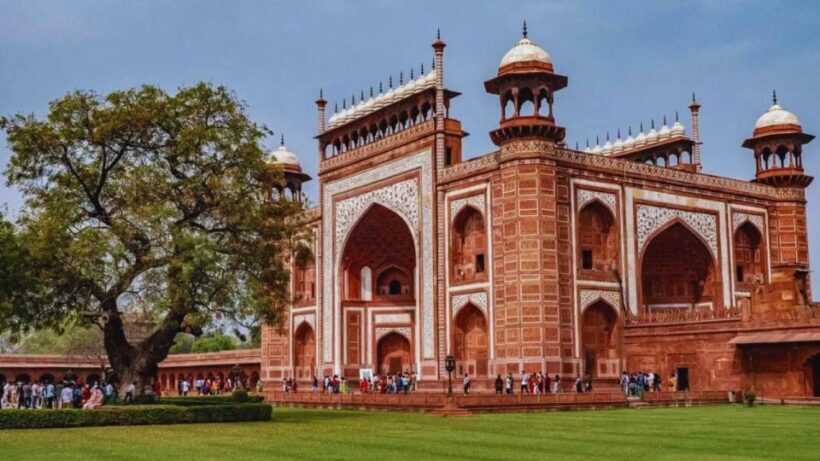From Delhi: Jaipur Guided City Tour with Hotel Pickup - Who Will Enjoy This Tour?