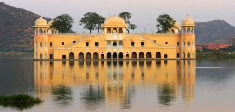 From Delhi: Jaipur Private Day Trip with Guide - Exploring the Cultural and Historical Heart of Jaipur