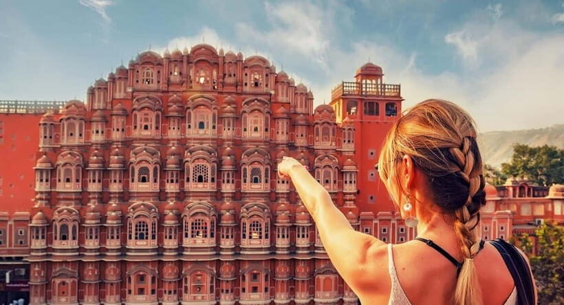 From Delhi: Jaipur Private Tour with Guide & Hotel Pickup - The Itinerary Breakdown: What to Expect