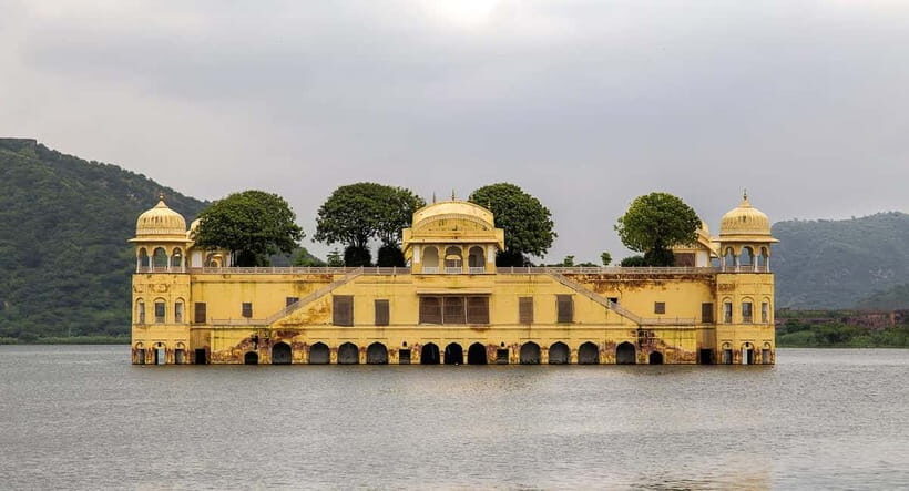 From Delhi: Jaipur Private Tour with Guide & Hotel Pickup - FAQ