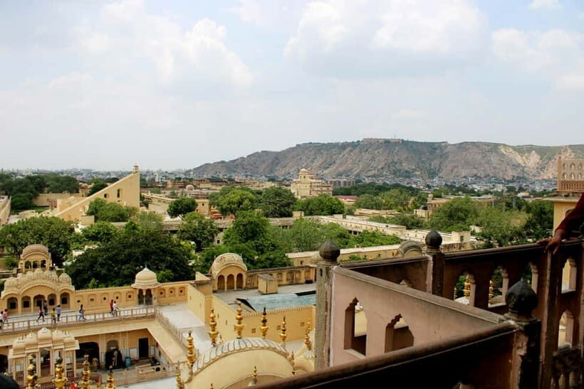 From Delhi: Jaipur Round Trip by Car or Superfast Train. - FAQs