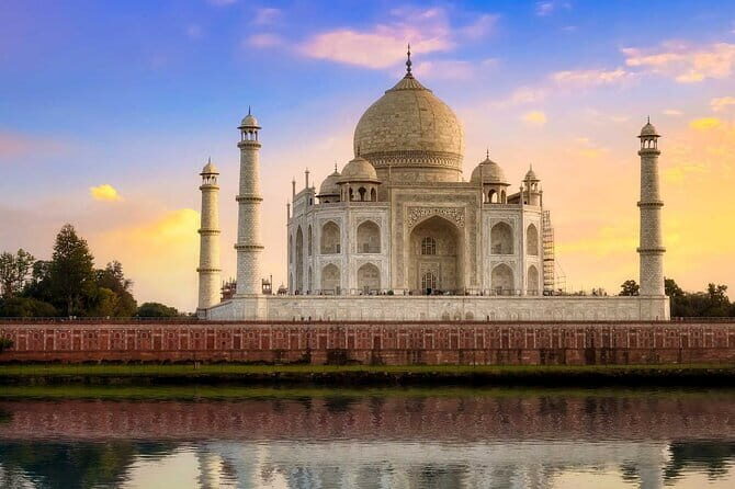 From Delhi: Overnight Taj Mahal & Agra City Tour by Car - A Closer Look at the Itinerary and Experience